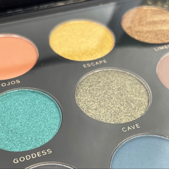 hipdot | Makeup | Hipdot Cenote Pressed Eyeshadow Palette | Poshmark